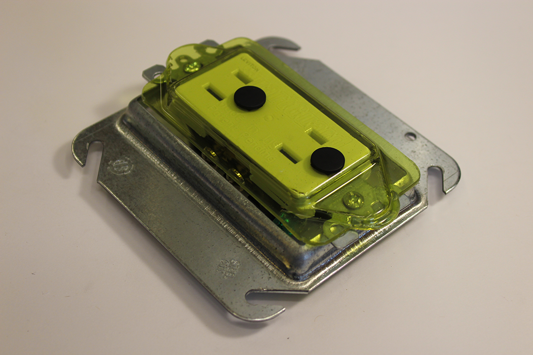 1 Gang Decora/GFCI Cover w/ Pins | SmartGuard